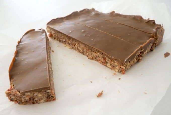 4 Ingredient No Bake Cherry Ripe Slice - Create Bake Make