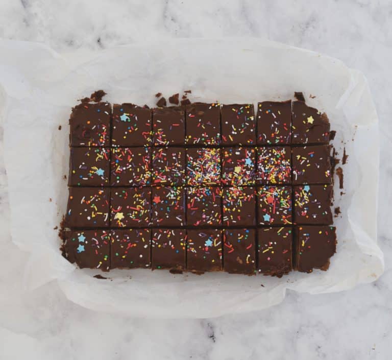 Easy Chocolate Slice - Create Bake Make