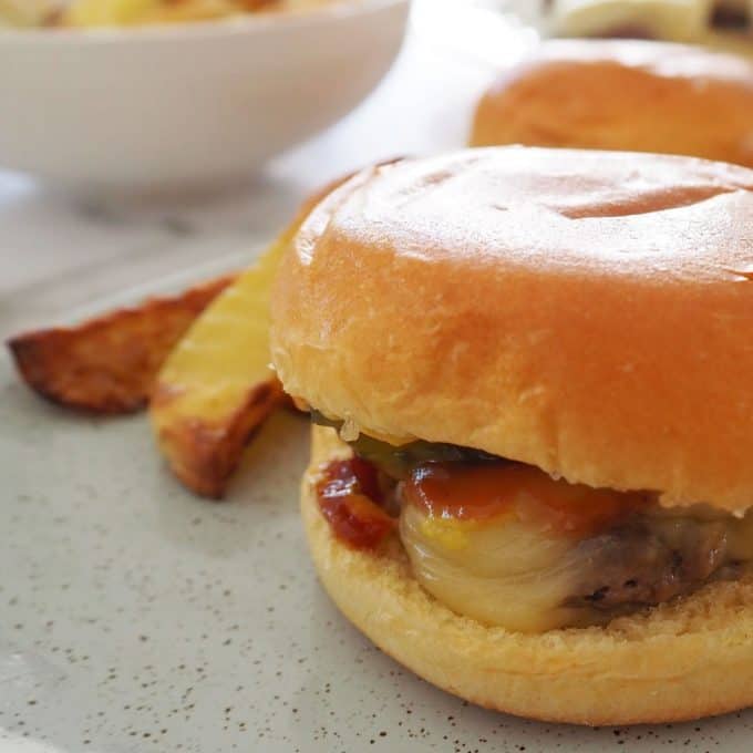 Cheeseburger Recipe | The Best Homemade Burgers! - Create Bake Make