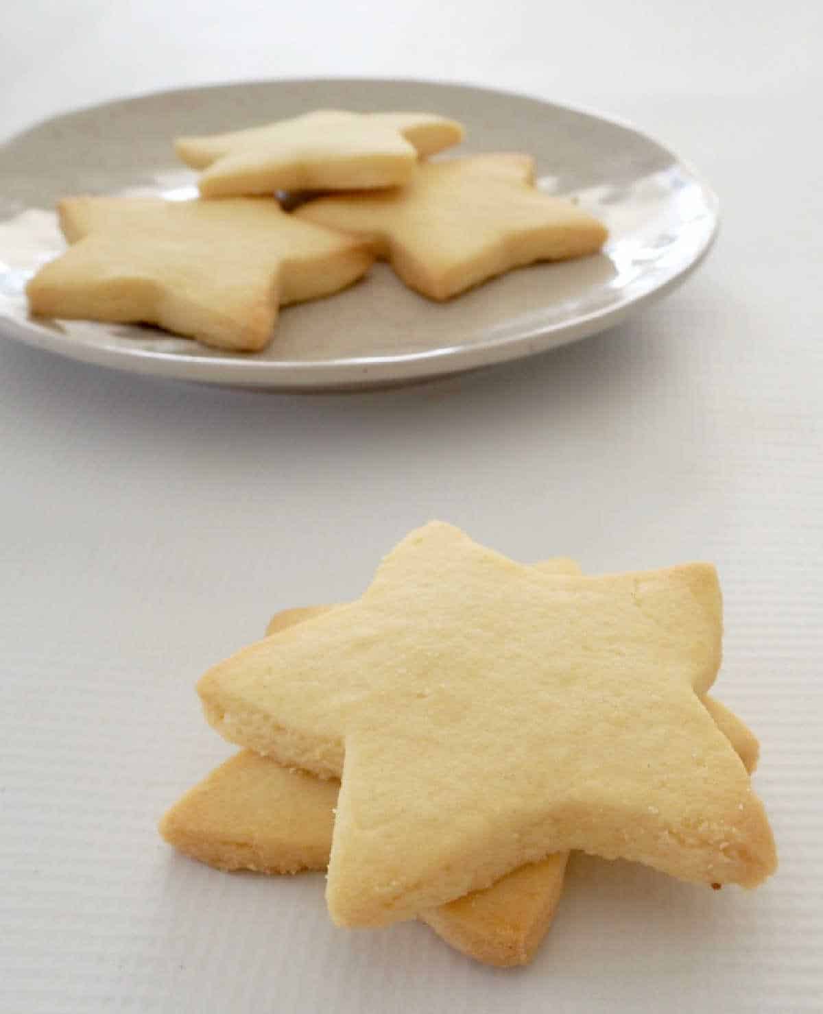 Easy 3 Ingredient Shortbread Recipe - Create Bake Make