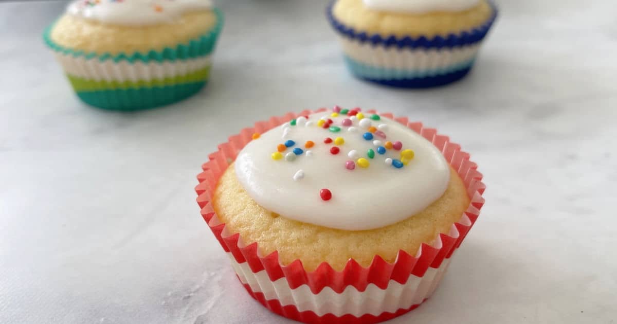 How to Make Patty Cakes - Create Bake Make