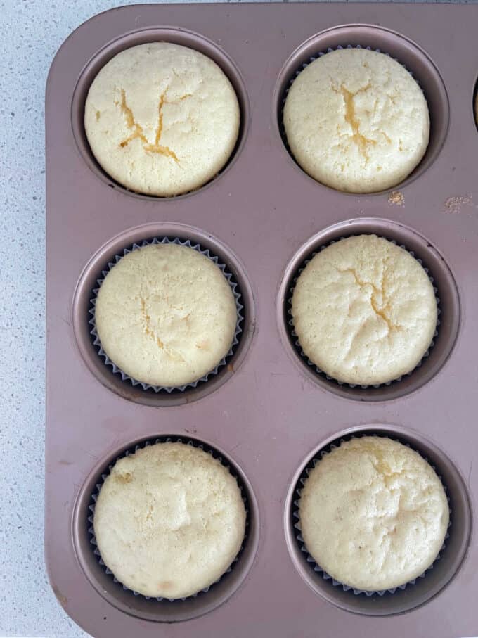 How to Make Patty Cakes - Create Bake Make