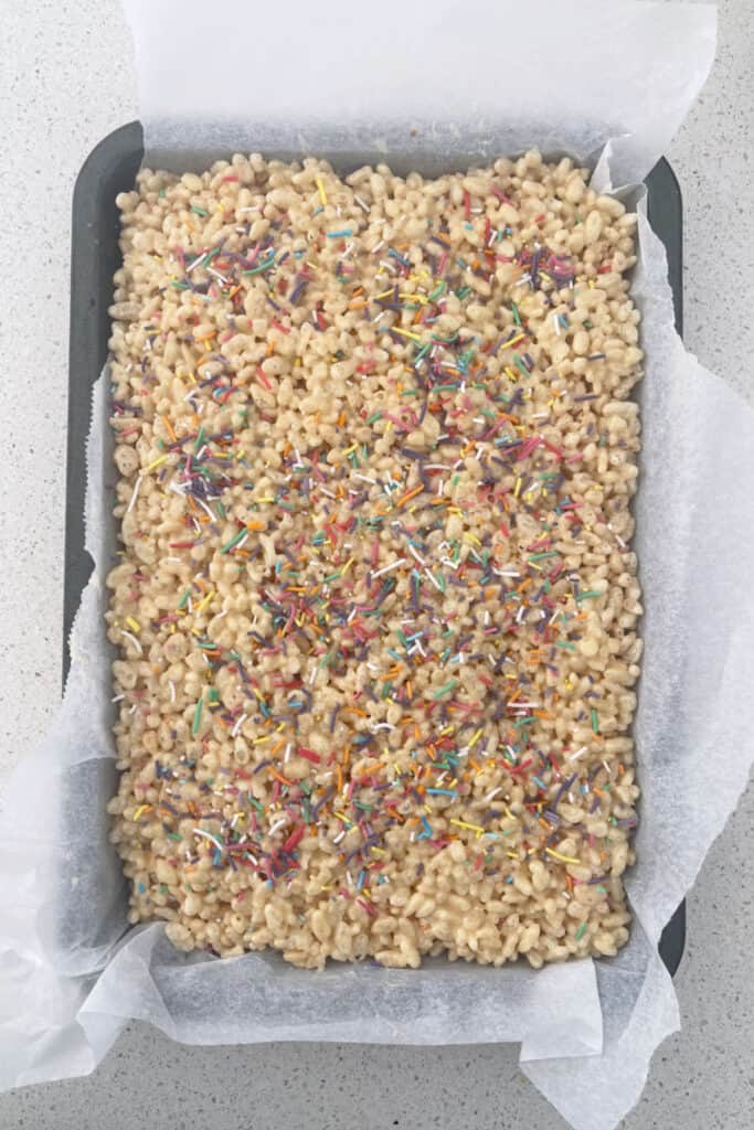 3 Ingredient Rice Bubble Bars Recipe - Create Bake Make